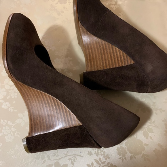 Donald J. Pliner | Shoes | Donald Pliner Brown Suede Wedge Shoes | Poshmark